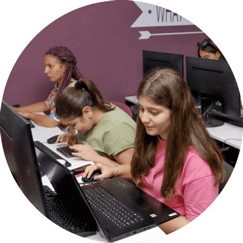 Գերհագեցած Ամառային Դպրոց 11 16տ․ Երեխաների Համար Bdg