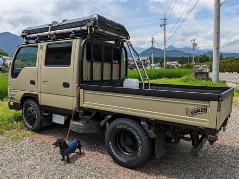 いすゞ エルフダブルキャブをローデシアブラウンで刷毛塗り全塗装！ 刷毛（ハケ）・ローラーで車をdiyで全塗装しよう！ ダブル キャブ