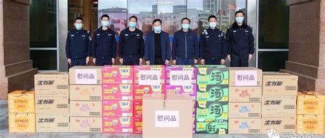 镇领导慰问坚守岗位工作人员问候刘钟明方德
