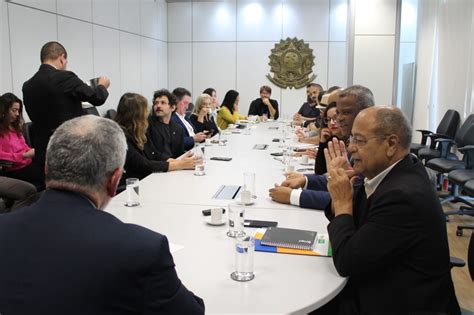 Na 2ª Reunião Da Mesa Específica Do Inss Fenasps Debate Recomposição