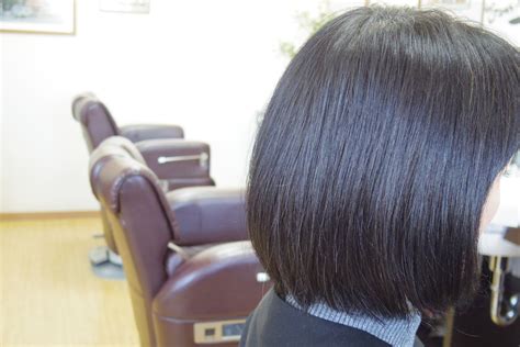 ヘナをすると抜け毛が減る？髪は増える！？の真相とは｜ヘナのお悩み相談室