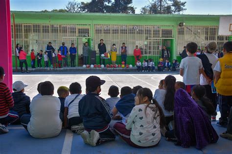 Entrega Indeporte Material Deportivo A Escuelas Públicas De La Alcaldía