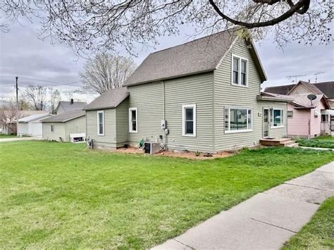 310 Maple St N Mabel Mn 55954 Mls 6522775 Trulia