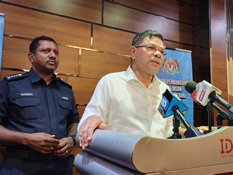 KDN Bekerjasama Dengan SPRM Mohon Notis Merah Interpol Terhadap Menantu
