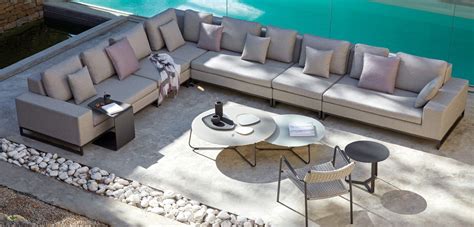 Mobilier d extérieur haut de gamme Côte d Azur décoration Cannes