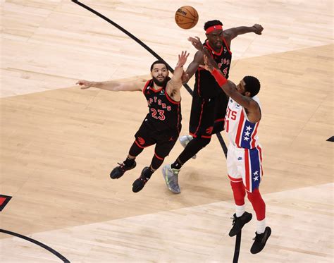 Kyrie Irvings Buzzer Beater Lifts Nets To Comeback Win Over Raptors