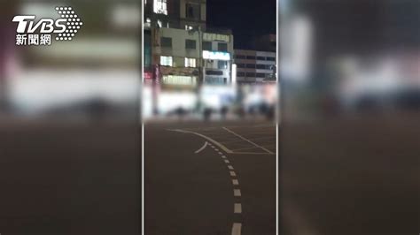 「真」籃球火！打球起口角 2少年揪團鬥毆│tvbs新聞網