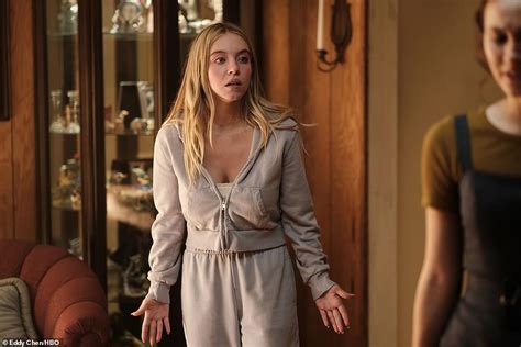 Euphoria Season 2 Episode 6 Recap Rue Struggles To Stay Clean Daily