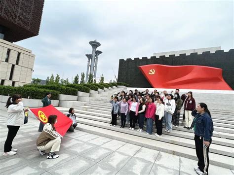 【聚焦】共赴时代之约！高丽营镇团委开展“以青春之我 创青春中国”主题团日活动团干部党史历史