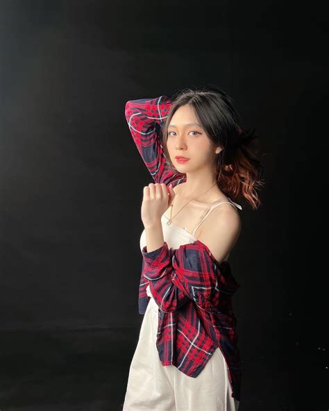 Biodata Profil Dan Fakta Ba Aura Angie Bulatin