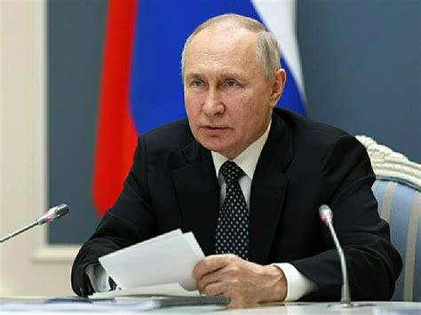 Путин Песков и Богомолов заставили нервничать элиту в особняке траур
