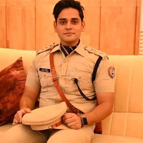 Ips Lakshay Pandey 7 Lakshy Pandey 700 • Instagram Photos And Videos