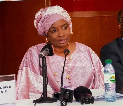 AMINATA TOURÉ DEMANDE LA DISSOLUTION DE LASSEMBLÉE NATIONALE UNE