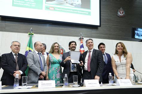 Sessão solene na Alesp homenageia os anos do Sinafresp