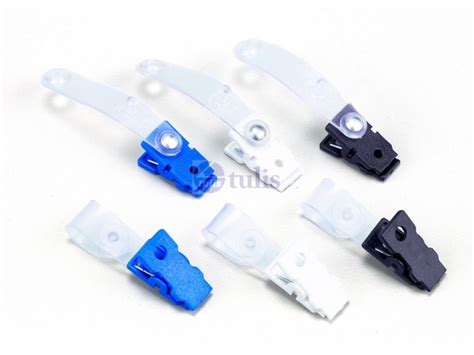 East File Pc01 Plastic Name Tag Clip Black Largest Office
