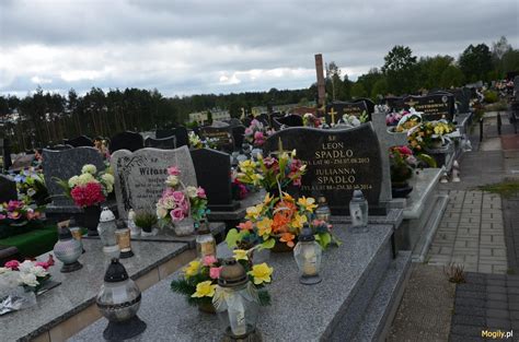 Mogily Pl Cmentarz Komunalny W Starachowicach Ul Radomska