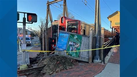 New Canaan Connecticut Train Service Suspended After Derailment