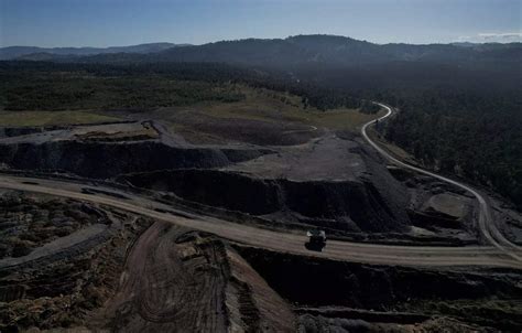 China Boosts Coal Output Eases Australia Ban To Bolster Energy
