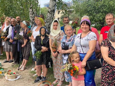 Сьогодні християни відзначають Медовий Спас ФОТО