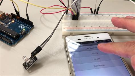 手機透過藍牙控制arduino上的led示範影片 youtube