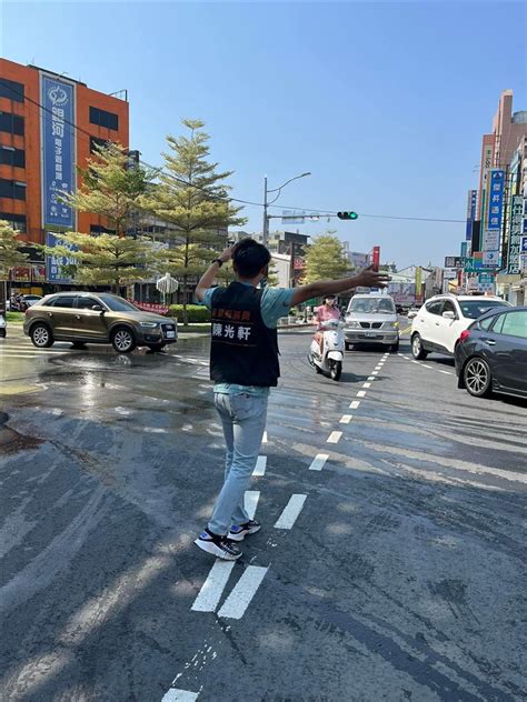 苗栗自來水管爆管柏油路隆起大淹水 8萬2千戶無預警停水 生活 三立新聞網 Setncom