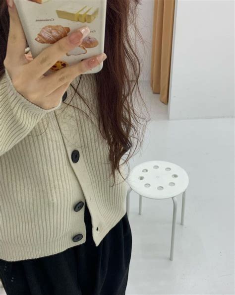 𝙂𝙞𝙧𝙡𝙨 𝙤𝙣 𝙞𝙣𝙨𝙩𝙖𝙜𝙧𝙖𝙢에 있는 𝐇𝐚𝐥𝐞𝐲𝐲🧸 님의 핀