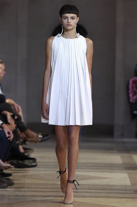 New York Fashion Week 2015 Carolina Herrera Primavera Verano 2016