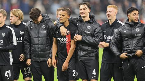 Stimmen Zum Eintracht Sieg Gegen Hjk Helsinki Das War Richtig Geil