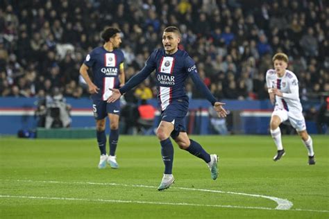 Le Psg Avec Marco Verratti Contre Lens
