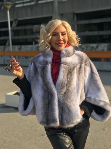 Bunde Od Nerca I Lisice