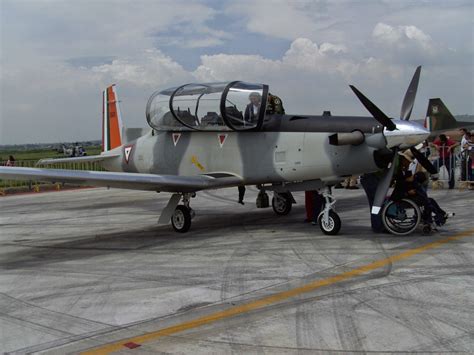 1600x1200 1600x1200 Beechcraft T 6 Texan Ii Wallpaper For Desktop