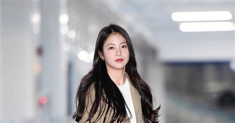 신예은 ‘봄처럼 가벼운 발걸음 포토엔hd