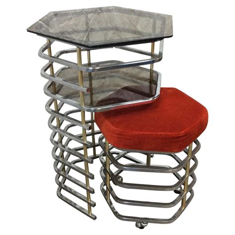 Italian Brass Vanity For Sale At 1stdibs Vintage Brass Vanity Table