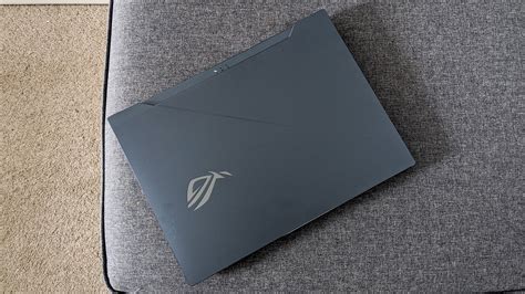 Asus Rog Zephyrus Duo 15 Review An Awe Inspiring Dual Screen Gaming