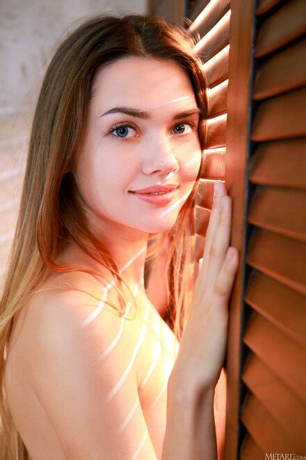 Amateur Girl Metartdelighted