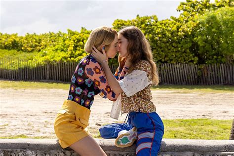 Photo De Maya Hawke Si Tu Me Venges Photo Talia Ryder Maya Hawke