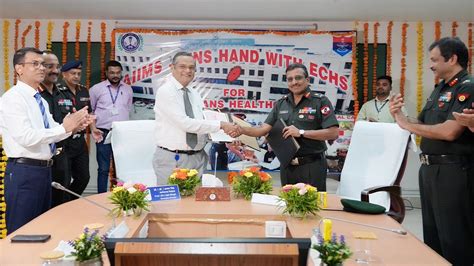 Aiims Bhopal Inks Mou With Defence Ministry For Treatment Of Echs