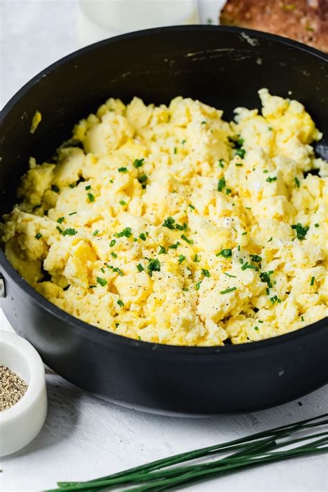 How To Make Perfect Scrambled Eggs Oh Sweet Basil