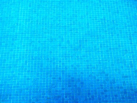 파란 수영장 타일 1 무료 사진 다운로드 Freeimages