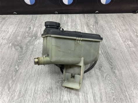 Бачок М57 Розшерительний Бак Е39 Радіатор Розборка Bmw E38: 70 $ - Баки ...