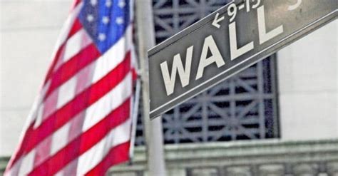 Nyダウ続落で始まる 292ドル安、米中関係の悪化懸念 4日の米株式相場は3日続落して始まった。午前9時35分現在、ダウ工業株30種平均は前週