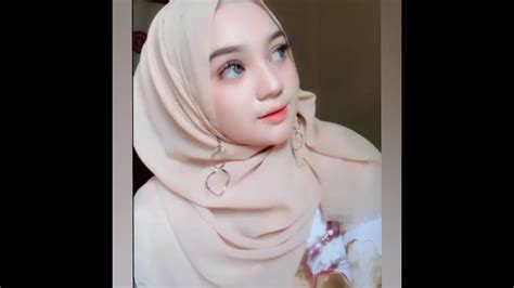 Gadis Cantik Imut Paling Trend