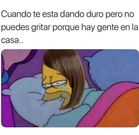 Cuando Te Esta Dando Duro Pero No Puedes Gritar Porque Hay Gente En La