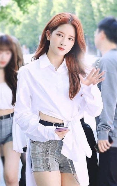 ปักพินในบอร์ด Cosmic Girls