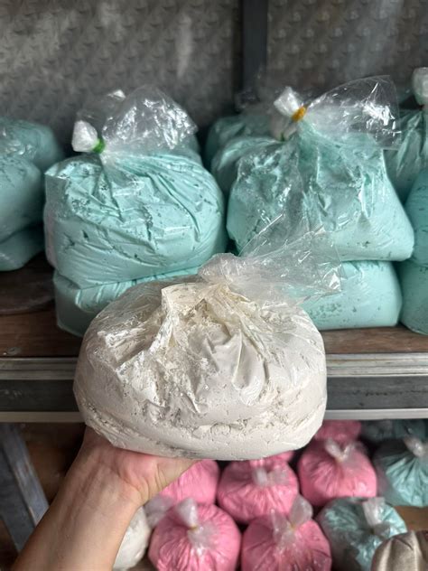 ဆပ်ပြာခရ ရွှေတုတ်ကလေး ဆပ်ပြာကုန်ကြမ်းမျိုးစုံရောင်းဝယ်ရေး