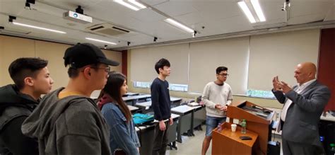 Ive 商業學系