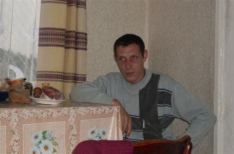 Вирішив я зробити сюрприз дружині і нічого їй не сказавши прилетів на