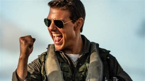 Tom Cruise Just Crushed The Marvel Cinematic Universe Giant Freakin Robot
