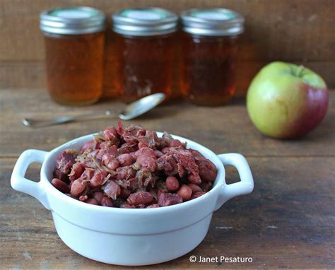 Maple Baked Beans With Apples And Ham