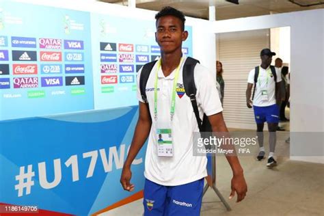 Edwin Valencia Photos And Premium High Res Pictures Getty Images